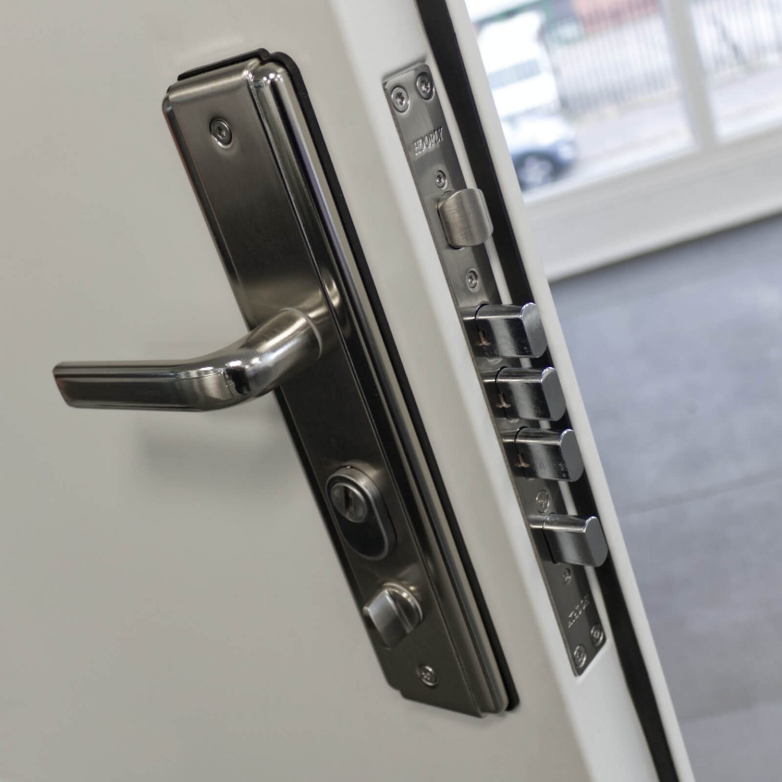 HOOPLY Handles & HOOPLY Locks for Container Doors & Steel Doors